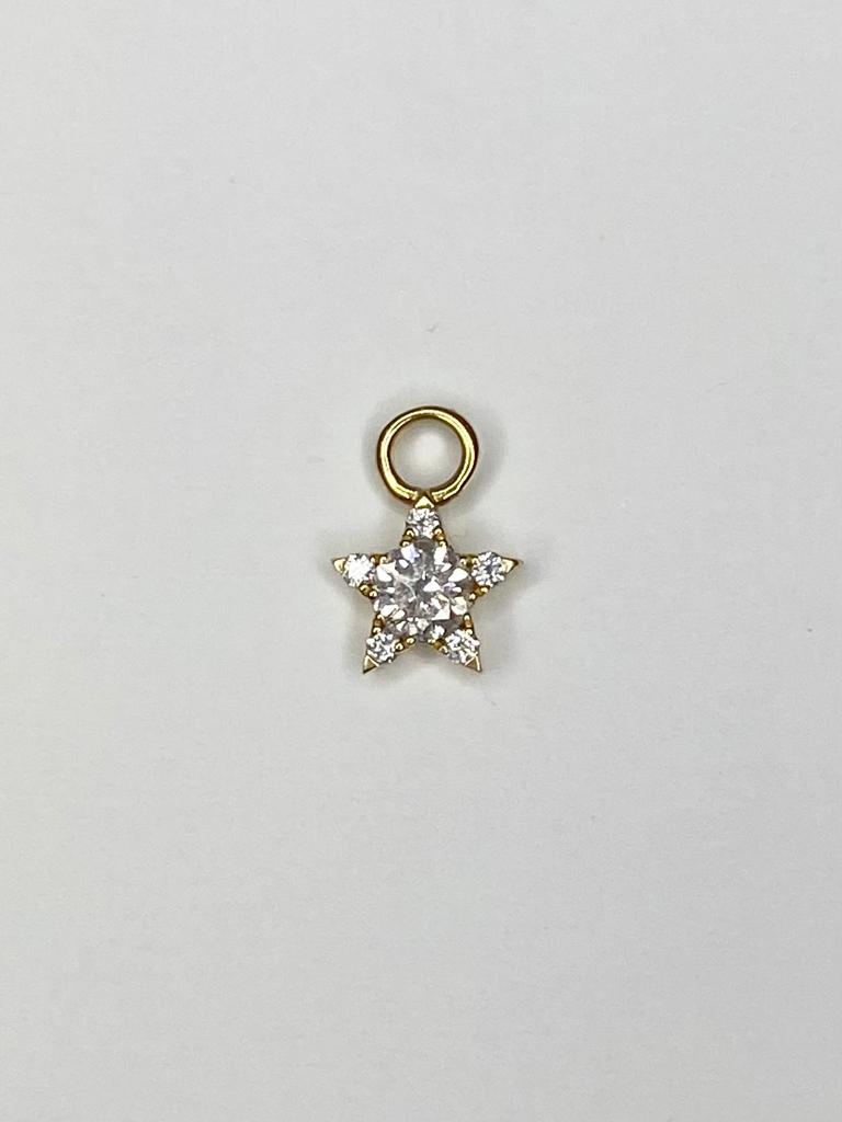 Maria Tash Gold Star earring | The Luxury Flavor